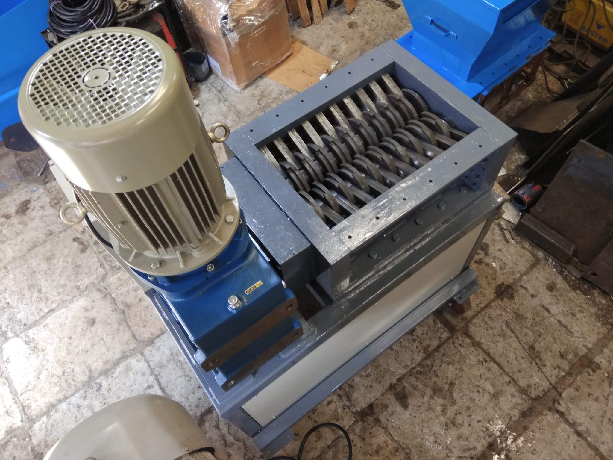 Industrial Shredder Machine Manufacturer