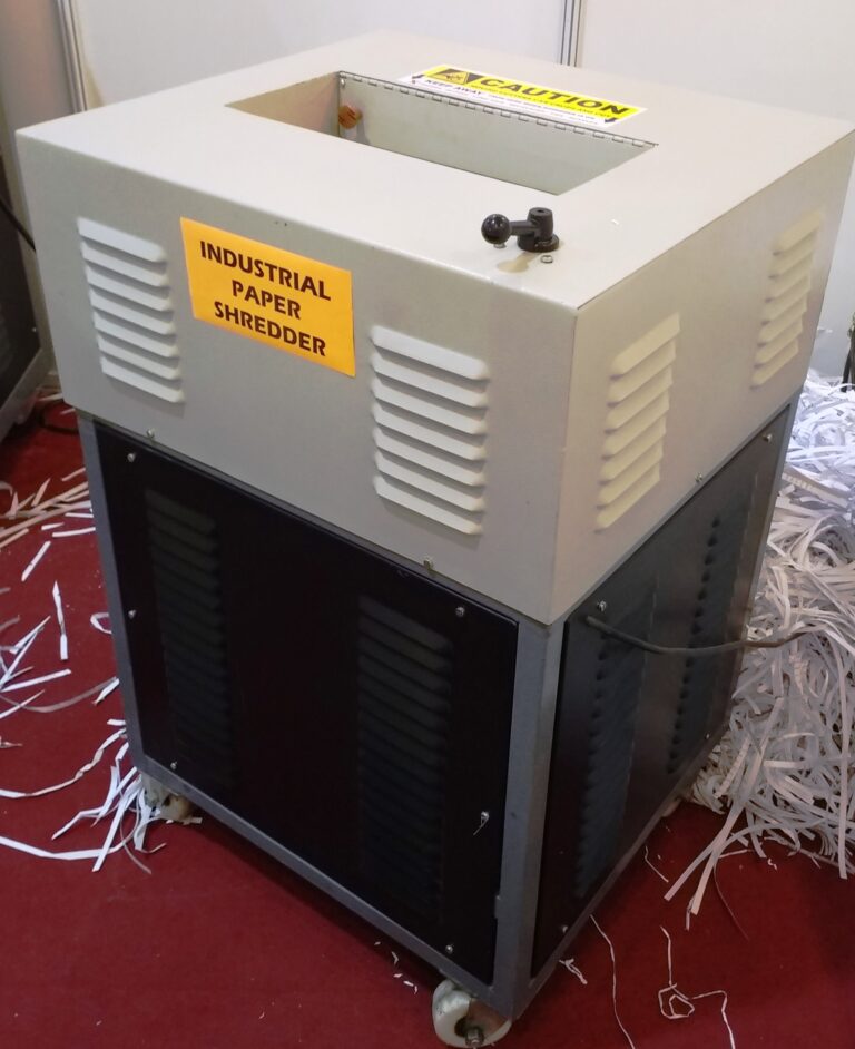 Industrial grade PAPER SHREDDER for destroying large quantity of ...
