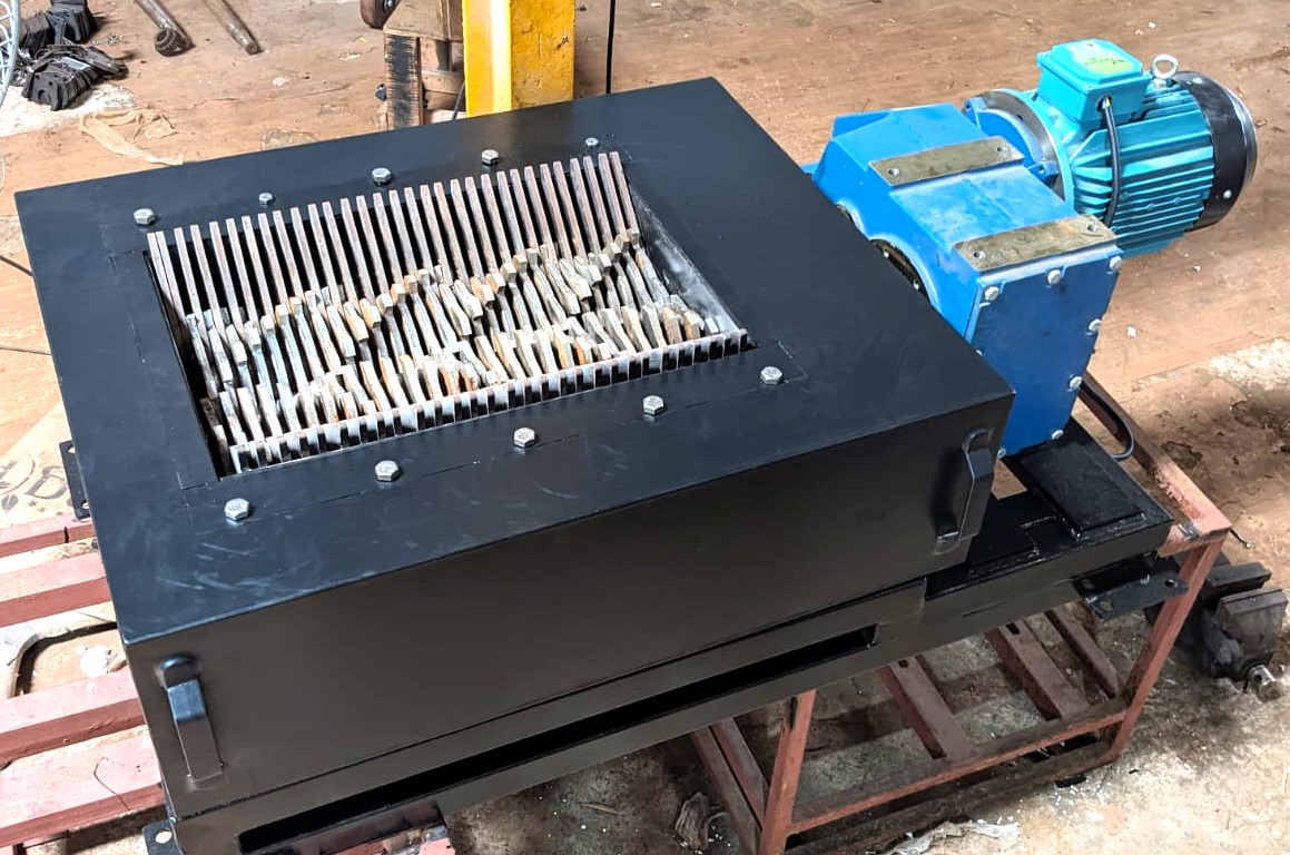 Industrial Shredder Machine Manufacturer